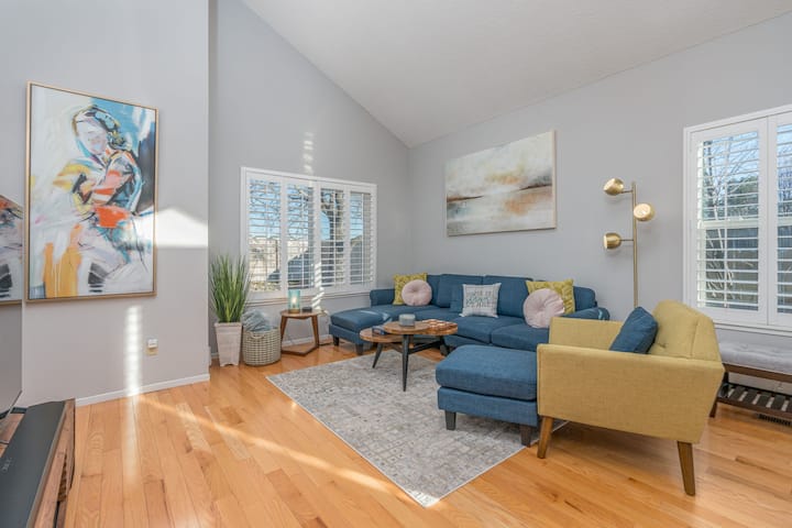 Super Cute Top Location, Fast Wifi - Reno, NV