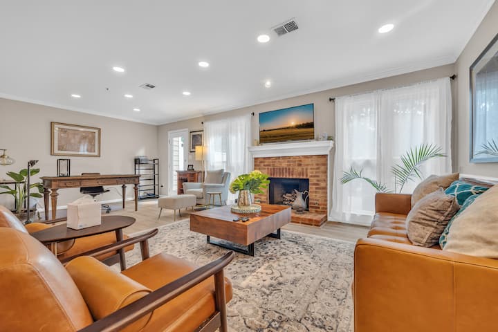 Backyard Patio W/grill + Parking - Marietta, GA