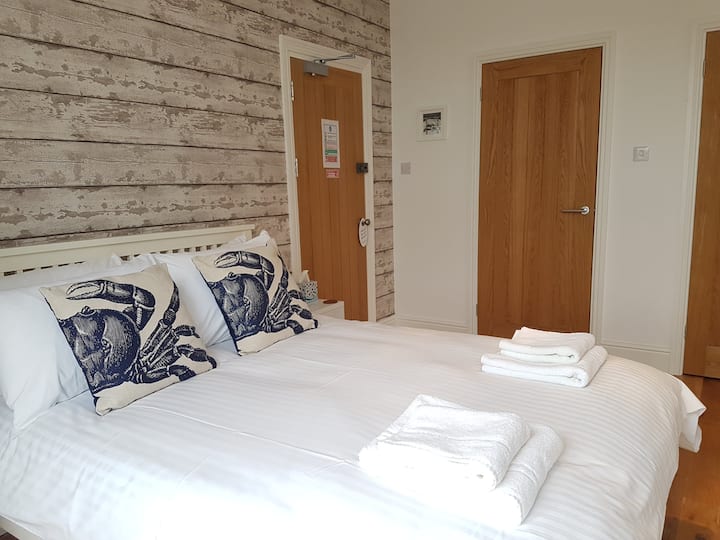 Saltwater-double Room (Room 1) Pet Friendly - St Ives