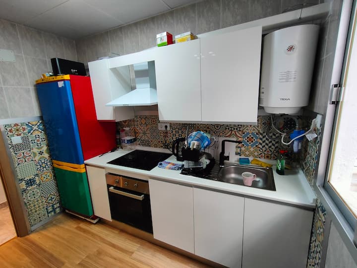 Apartamento A Cien Metros Playa - Almería