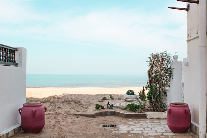 Dar Mimy : La Maison De La Plage - Marsa