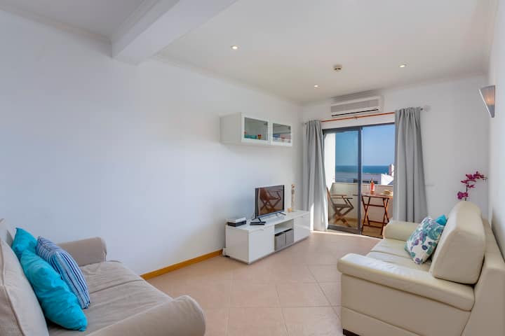 Charming 1-bed In Old Town - Albufeira