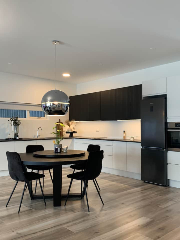 Stylish 3 Bedroom Apartment. Hg-00017647 - Islandia