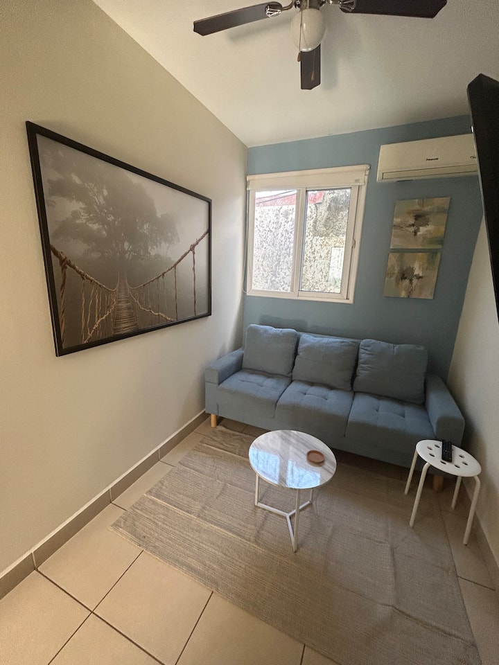 Small, Equipped 1 Bedroom Apt - Managua