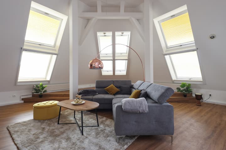 Berlin: Sonniges 200 Qm Penthouse Für 5 Mit Kamin - Berlin