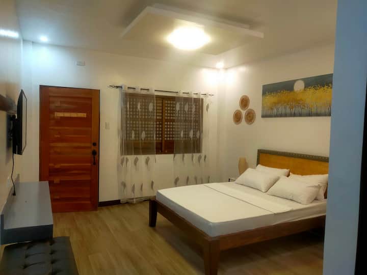 Mr.tea Airbnb - The Alexis Room - Abucay