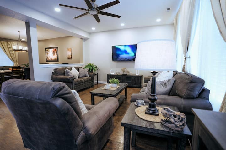 B-town Hoosiers Stay - Bloomington, IN