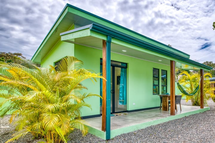 Casa Limon ~ Close To The Beach ~ Playa Negra - Puerto Viejo de Talamanca