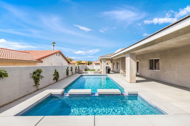 Splash! House - Indian Wells