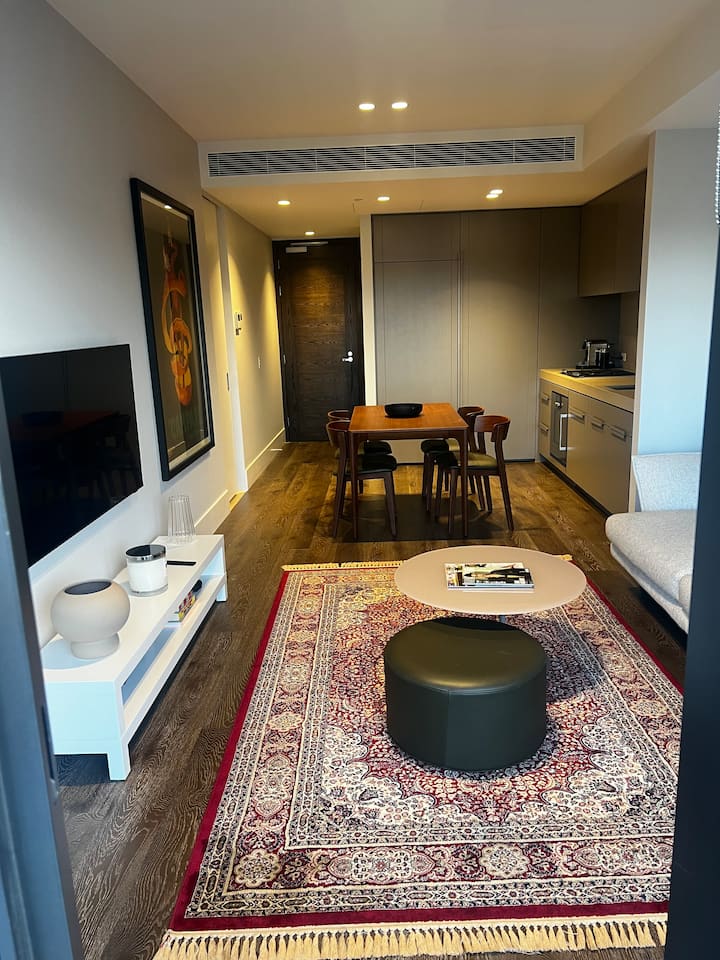 Luxury Contemporary Apartment - St Kilda
