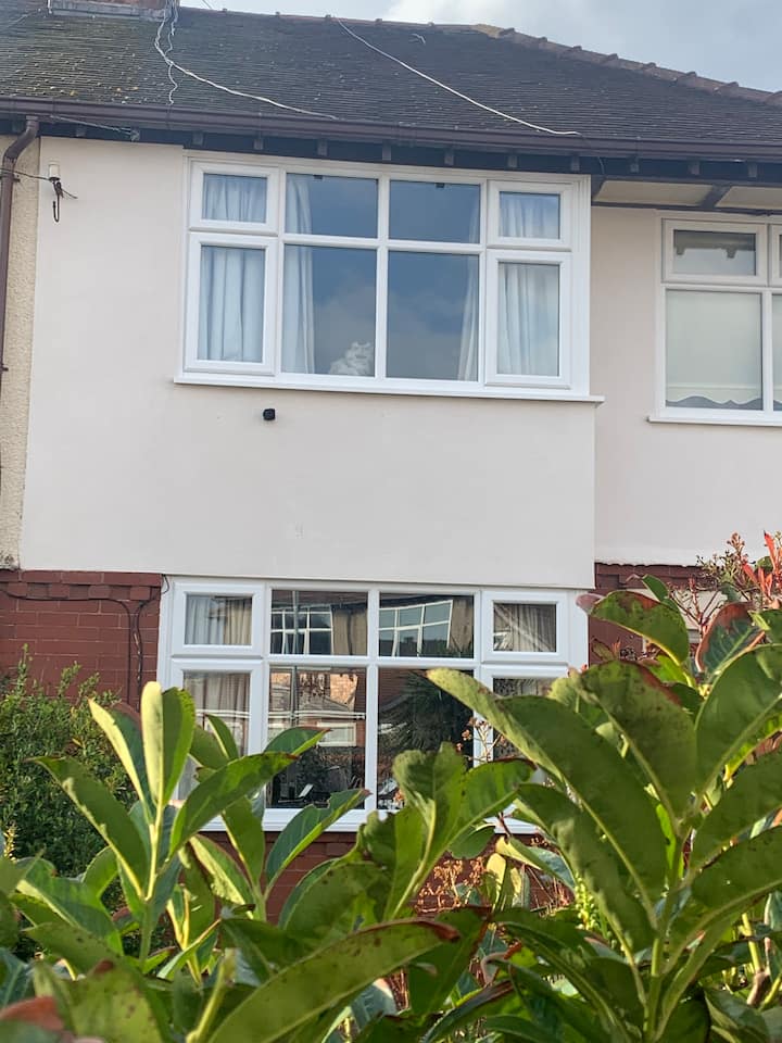 5 Miles From Anfield, Ideal For Liverpool Visit. - Formby