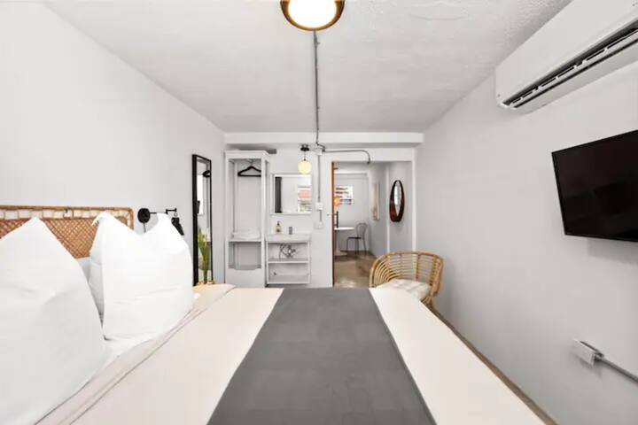 Large Suite | Fast Wi-fi, Generator, Cistern - Puerto Rico