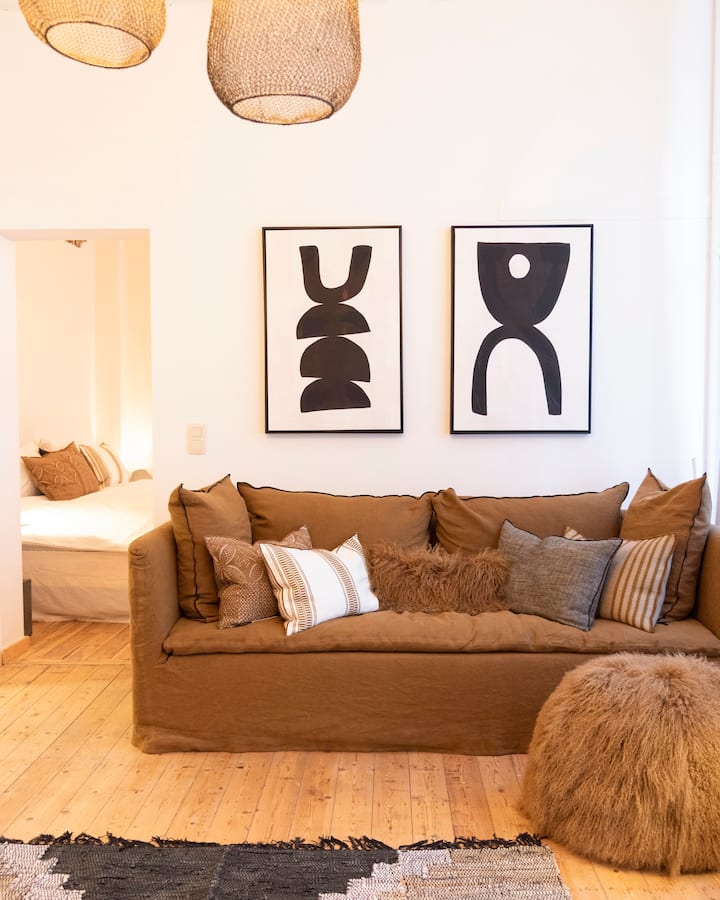 The Apartment - Shifting Scenery - Antwerpen