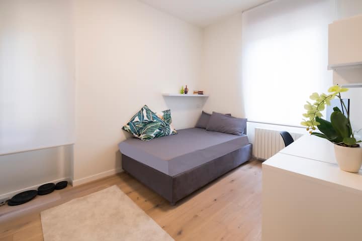 Due Stanze Private A Milano - Mailand