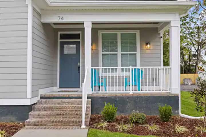 01) Discover Charm: Cozy In The Heart Of The City - Chattanooga, TN
