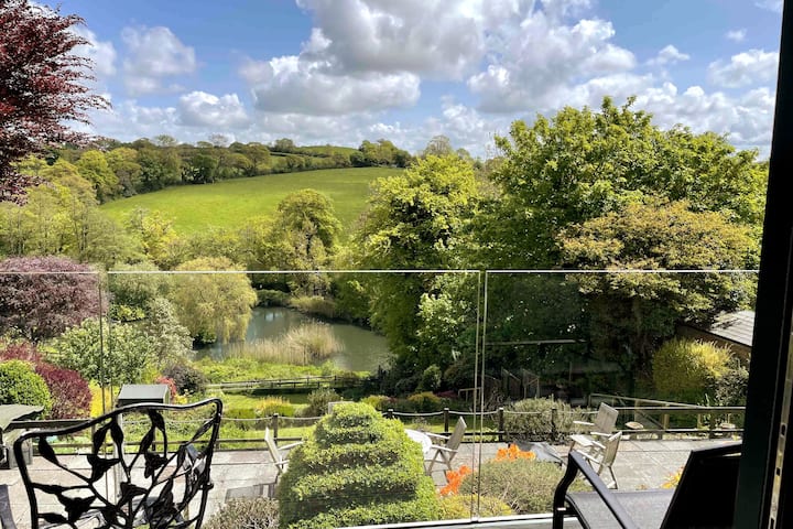 Dog Friendly Bungalow With Stunning Views - Cornwall