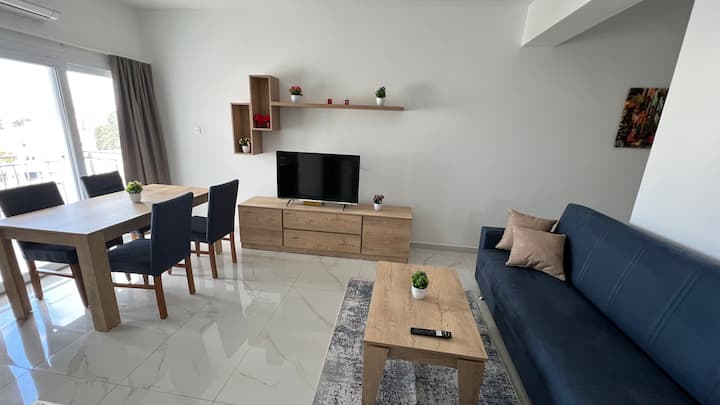 Feslikan 13- Cozy, Netflix Included, Central - Nicosia