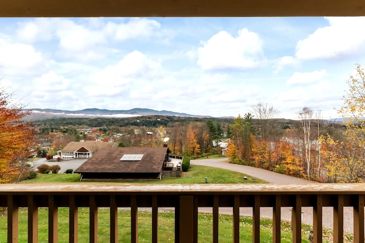 Spacious 3br Stowe Condo Near Nature Trails - Stowe, VT