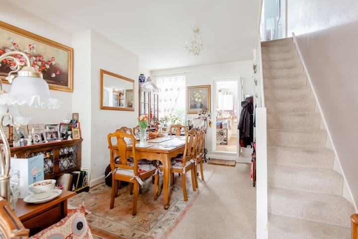 Single Bedroom In North Watford - Watford