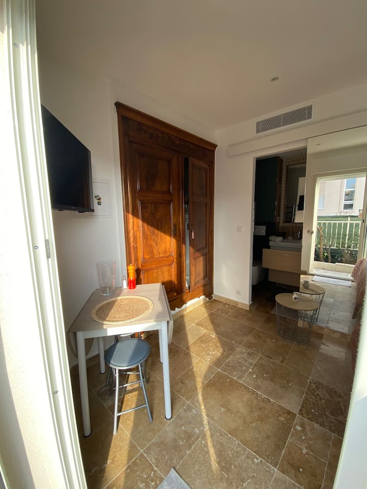 Studette Limone - Cannes