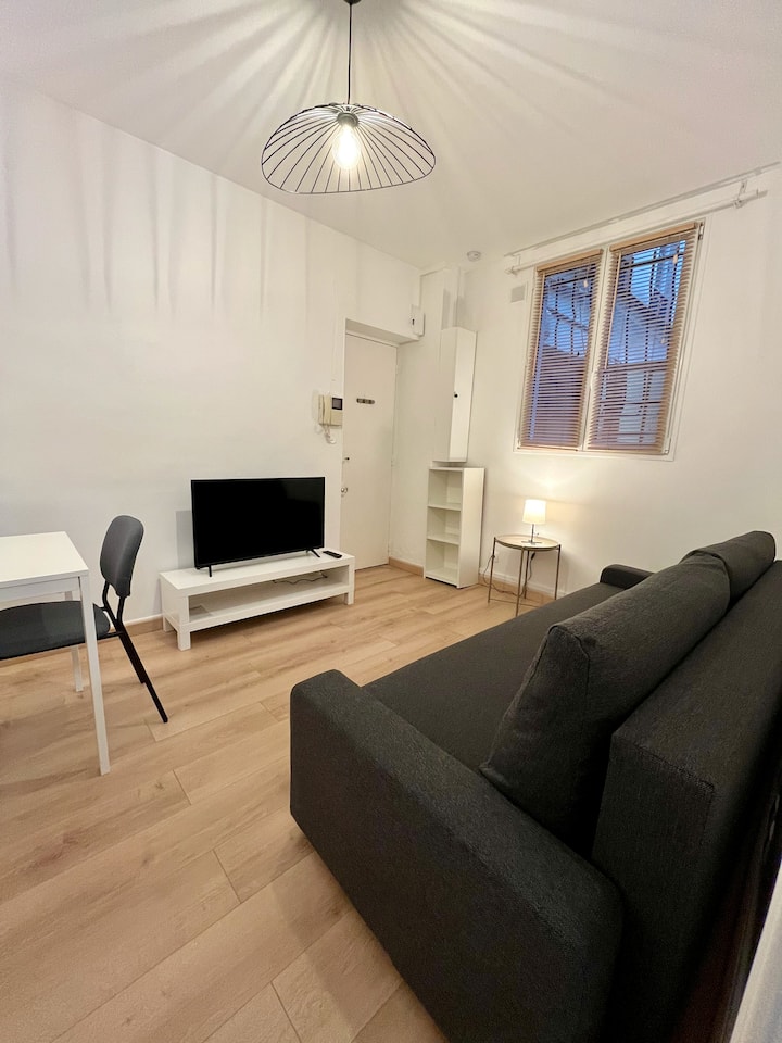 Studio 6ème Arr - Métro Vavin - Paris