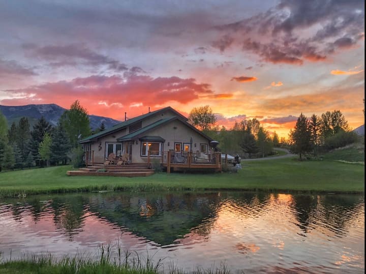 Pristine Home On Private Fishing River - Crested Butte, CO