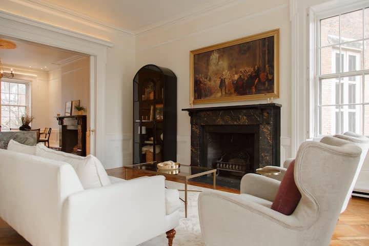 Alice Miles Suite By Pvdbnbs (2 Bed/ 1 Bath) - Providence, RI
