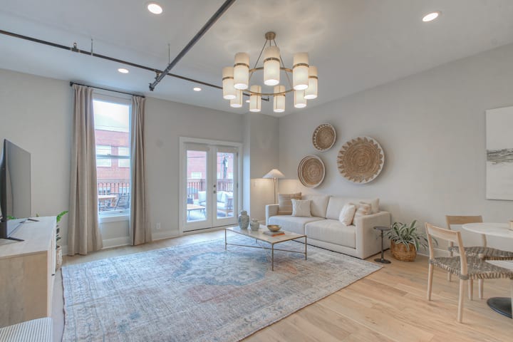 Historic Main St Apartment-ste A - Franklin, TN