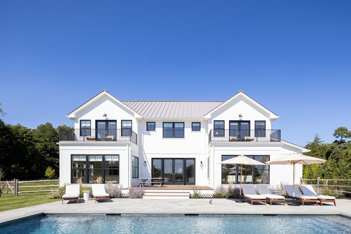 Modern Farmhouse, 6.5 Acres - Greenport, NY