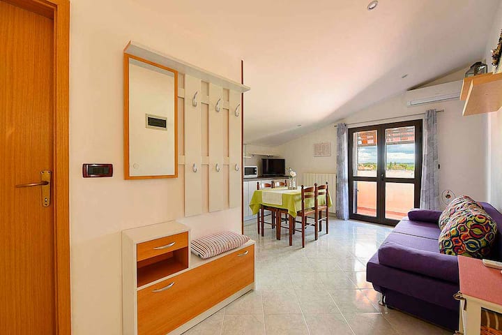 Well-kept And Quiet Apartment Luciana With Balcony - Rovinj