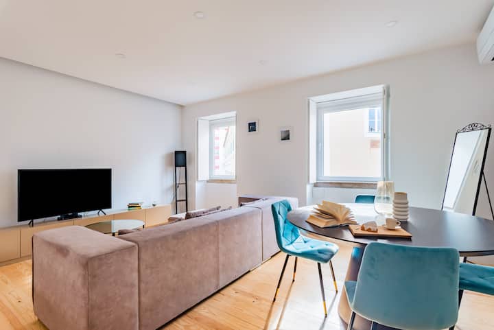 2br Chic&bright With 120sqm. In Campo De Ourique - Campo de Ourique