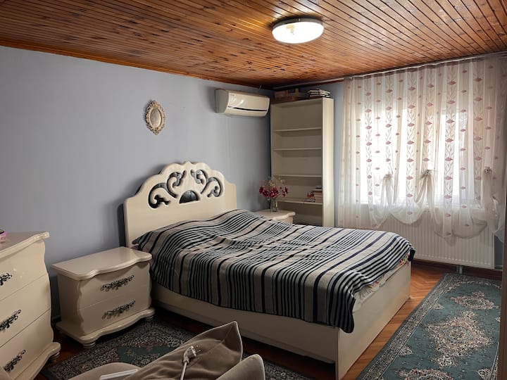 3+1 Tramvay Durağında Dubleks Daire - İstanbul