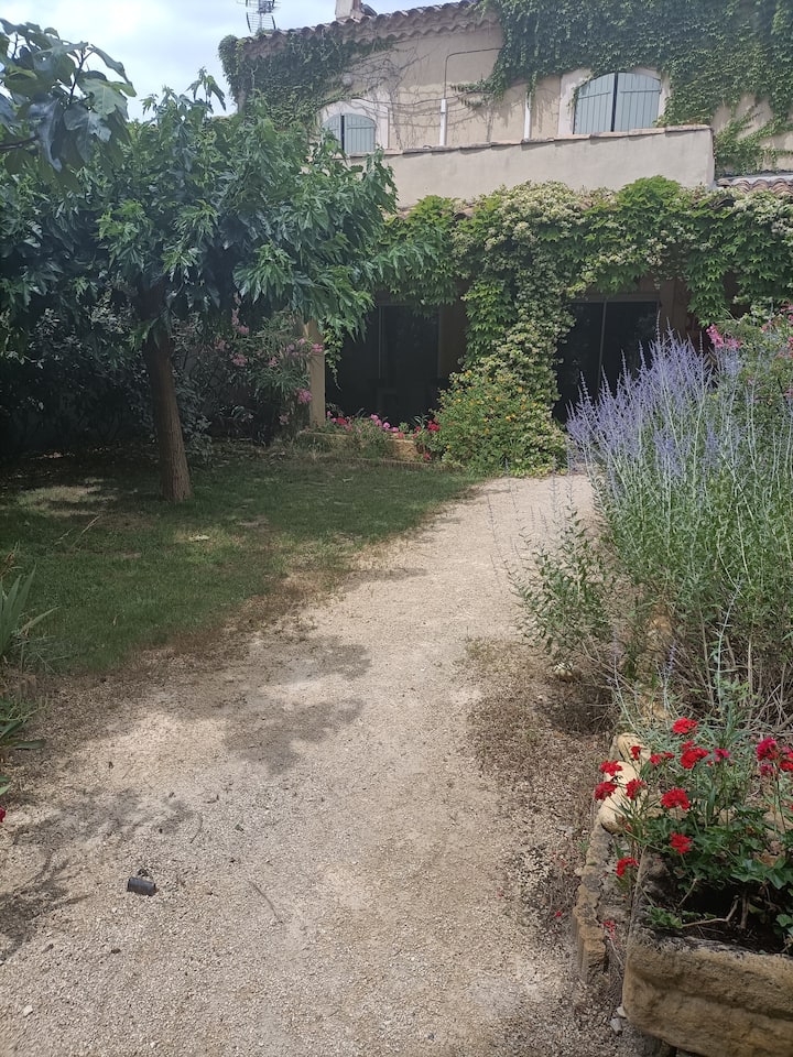 Le Mas De La Bohème - Arles