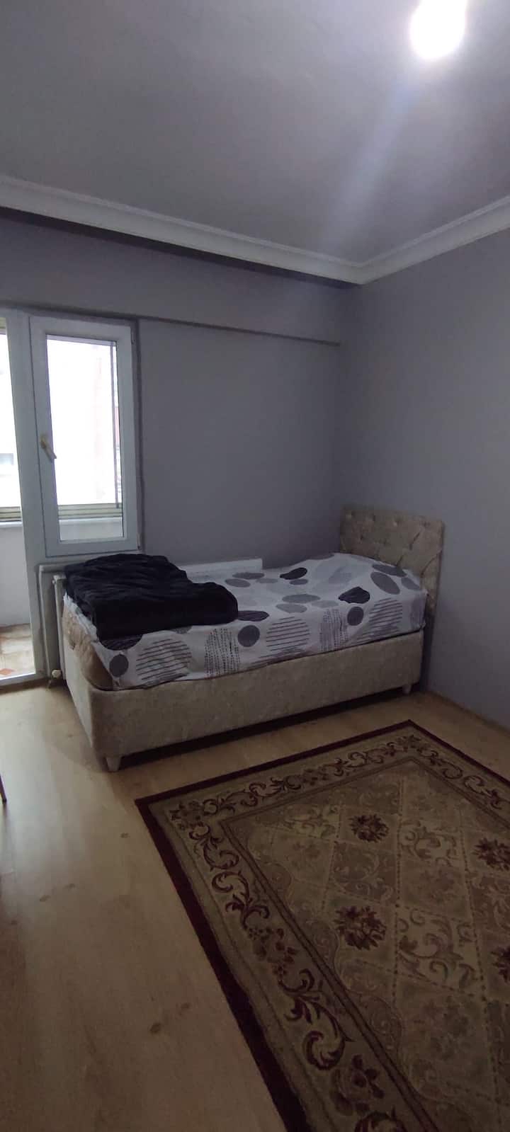 A Bedroom For Rent / غرفة للأجار - Gemlik