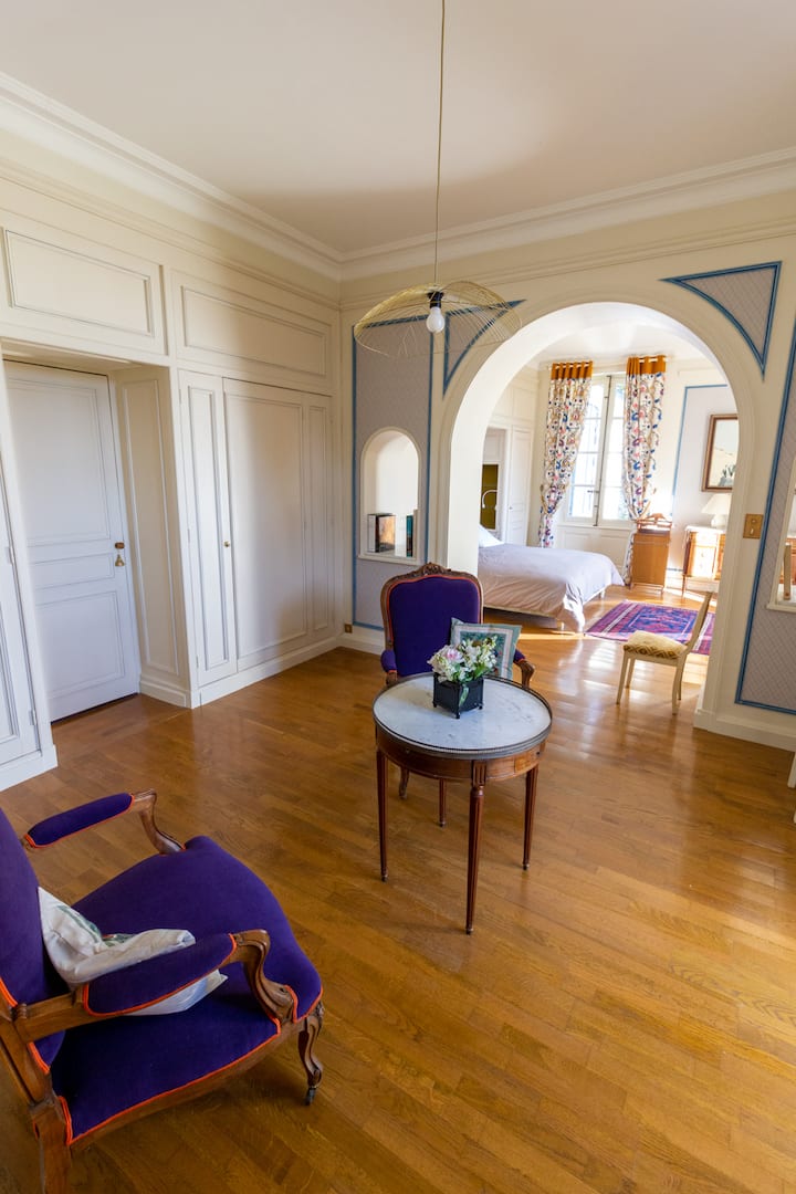 Suite Dans Un Cadre Bucolique - Redon