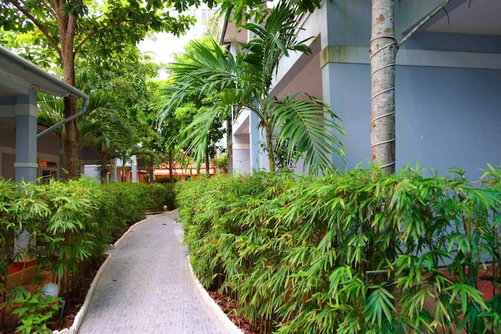 Budget Ensuite Double Bed Room In Phu Quoc - Phú Quốc