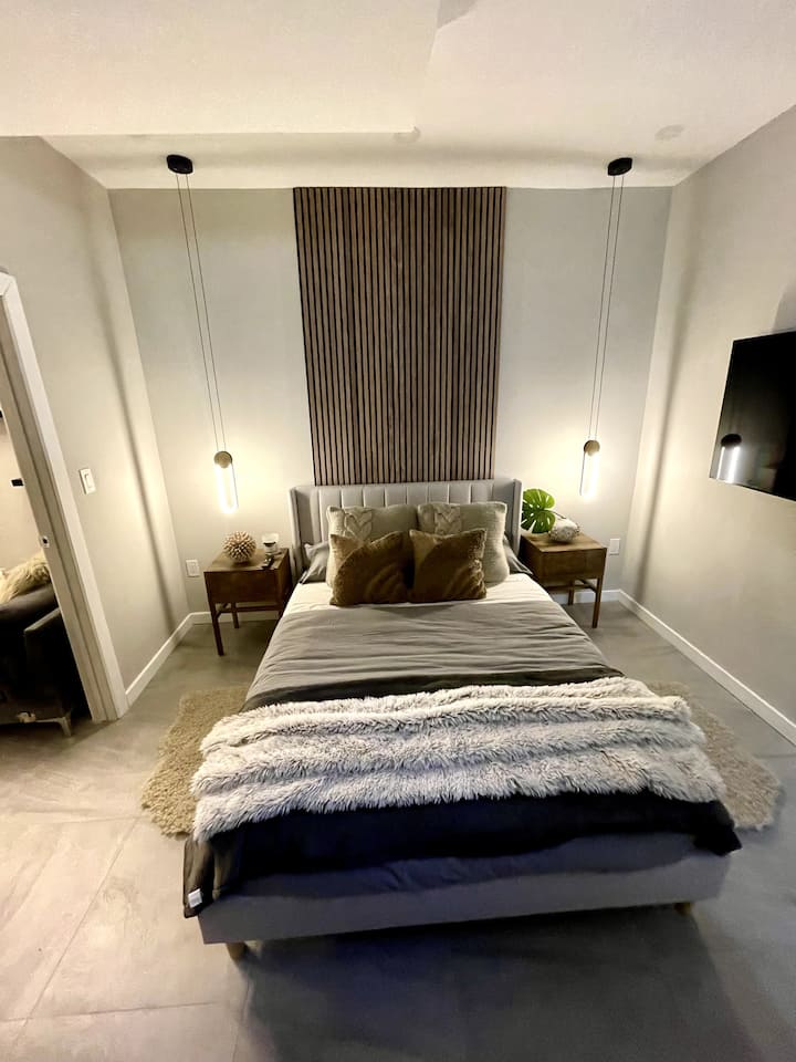 Luxury Private 1bdrm, Garden Access,5 Min To Train - Brooklyn, NY