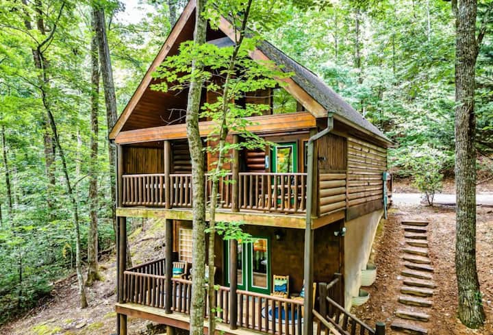 Cozy Mountain Retreat 5 Min From Smokies Entrance. - Wears Valley, TN