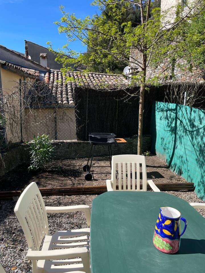 3 Bedroom Home - Garden - In Gard - 1 Hour To Sea - Ganges
