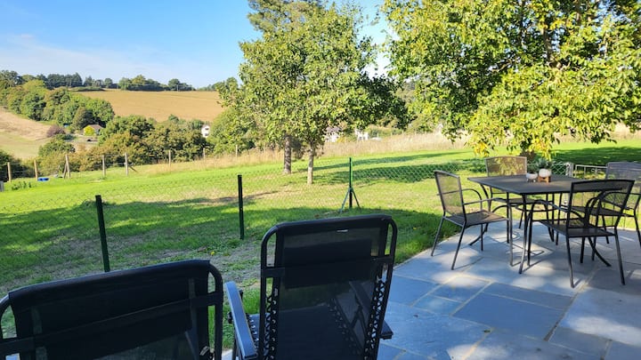 Meadow Cottage With Countryside Views - エセックス