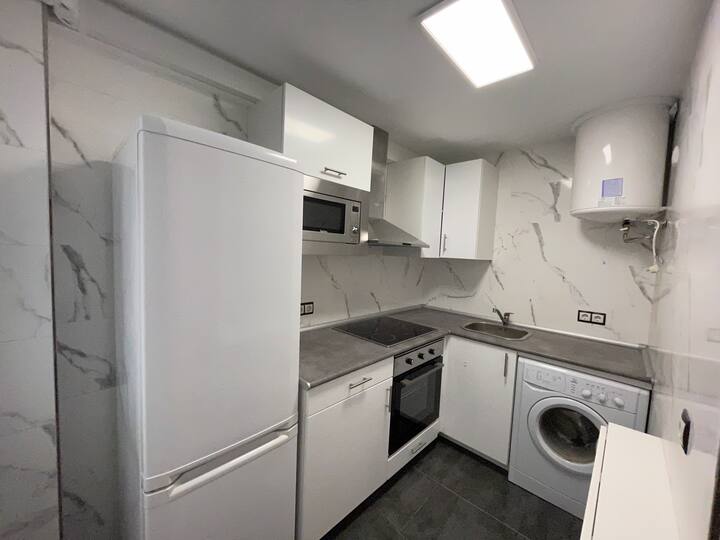 Apto. A Estrenar En El Centro 2 Hab Y 1 Baño - Castro Urdiales