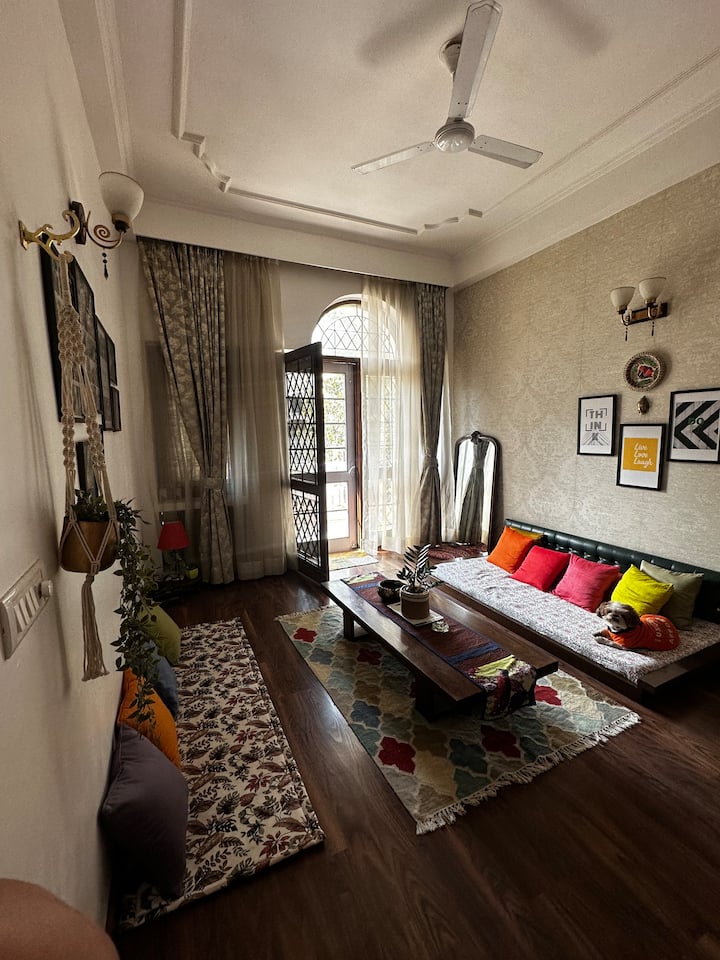 Home Sweet Home, Kalkaji! - New Delhi