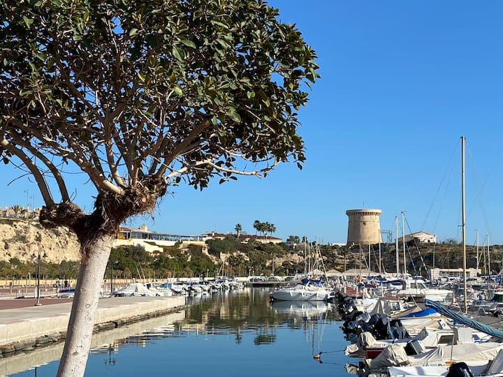 Appart à 240 M De La Mer Proche Toutes Commodités - El Campello