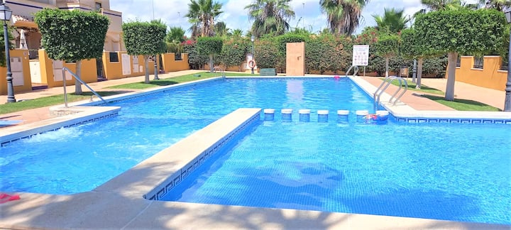 Beautiful 3 Bed Townhouse With Communal Pool Area - Cabo Roig