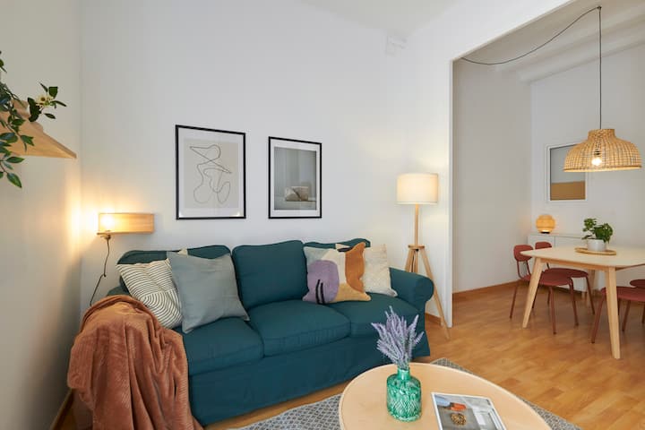 Spacious 2 Br Flat Near S Antoni - Barcelona