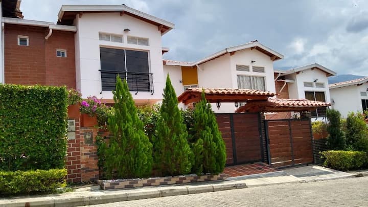 Acogedora Casa Vacacional - San Jerónimo