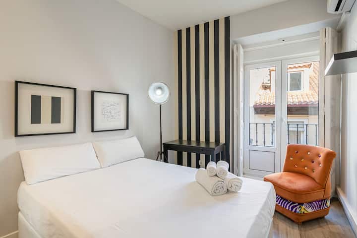 Nice Flat In Malasaña, Near Gran Vía - Madrid