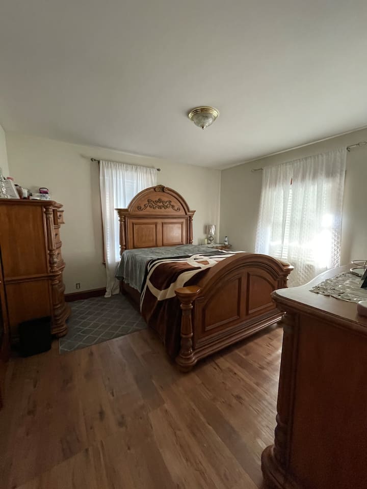 Cozy Room In Suburban Are Of Ct, 1.5 Hour From Ny - Derby, CT