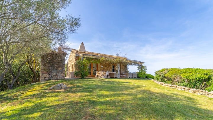 Spartaco Eco Retreat, The Stone House - Arzachena