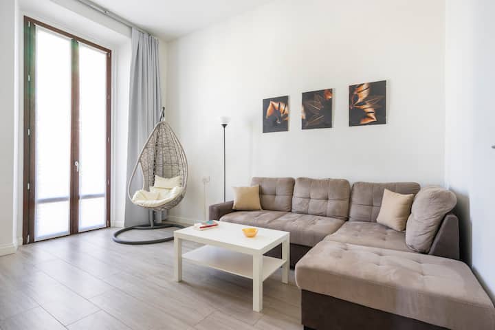 Appartamento Con 2 Matrimoniali+terrazzo+parking - Florence